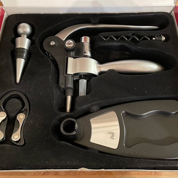 Kitchen | New Easy Lift Corkscrew Set | Poshmark